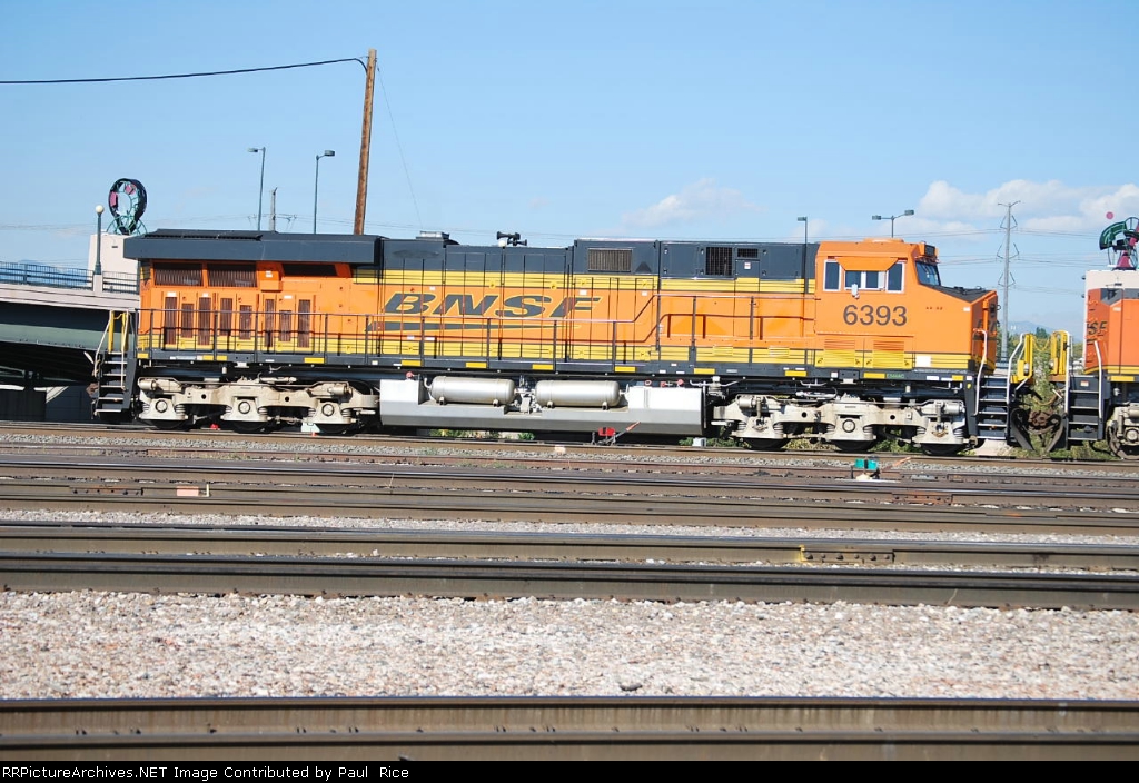 BNSF 6393